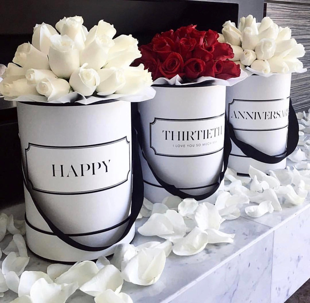 PREMIUM FRESH BLOOMS White Box – Cartel Flowers